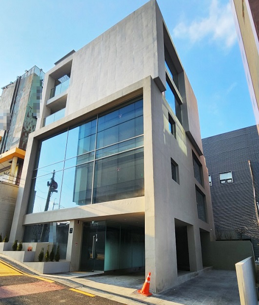 [통임대] 논현역 30초.초역세권 신축빌딩 반포동 월세 반포동 빌딩 논현역(신분당호선) 방 0개 / 화장실0개(내부/구분) 지상 ...